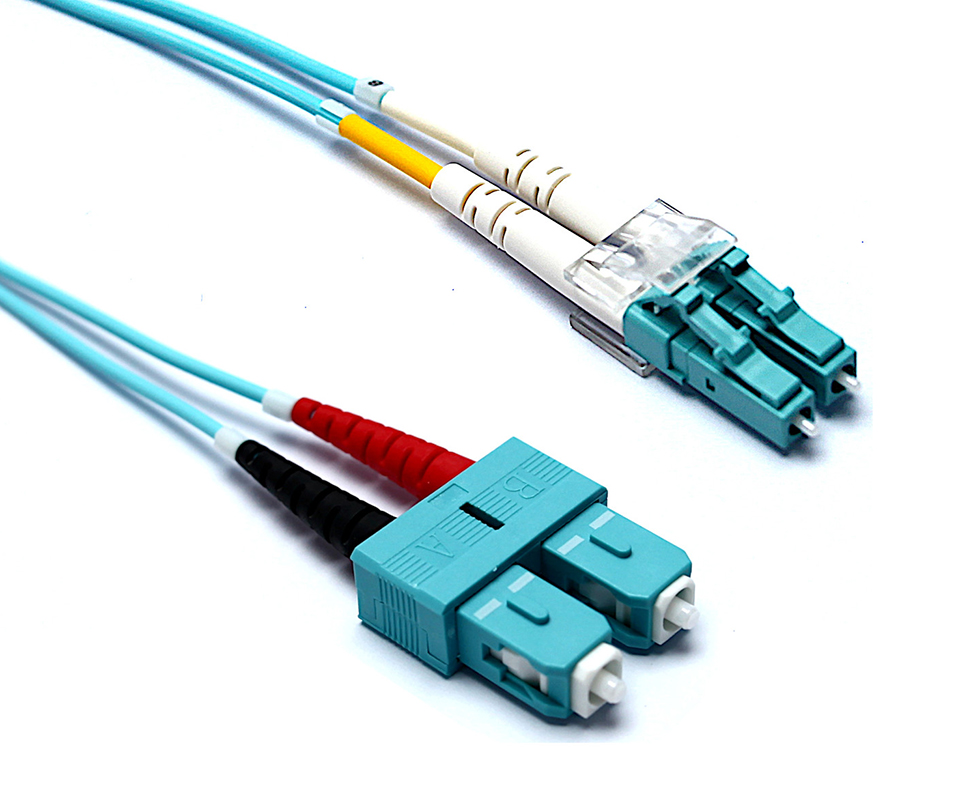 Buy Enbeam LC-SC OM3 Fibre Patch Lead | Comms Express